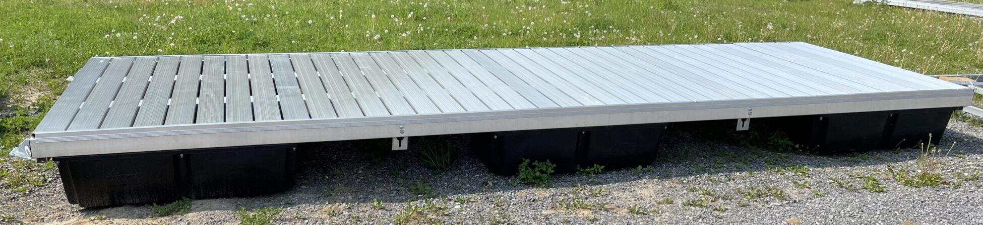 SERIES I FLOATING DOCKS - Dockmaster - InstantDeck - Benchmaster ...